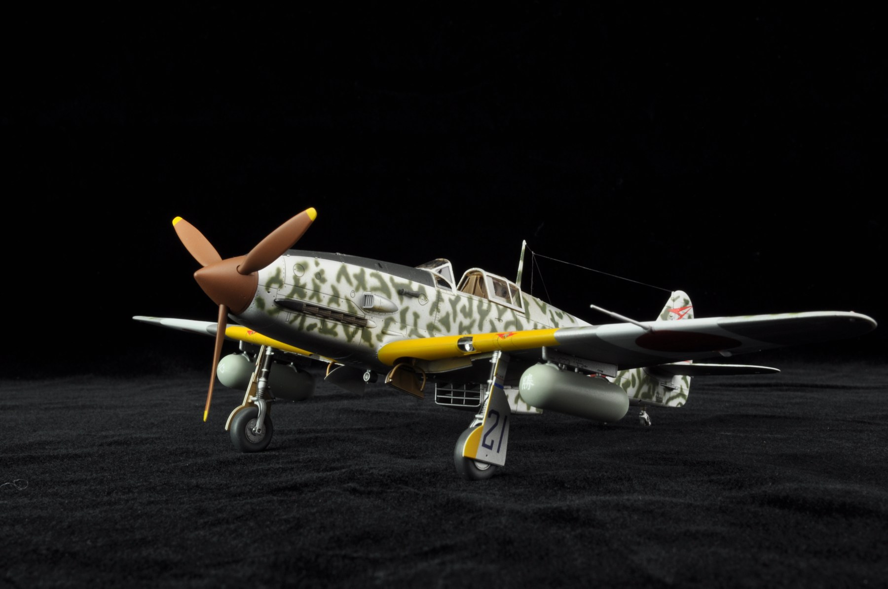A Simple Way To Paint Bare Metal Airplanes – MODEL AIRPLANE MAKER