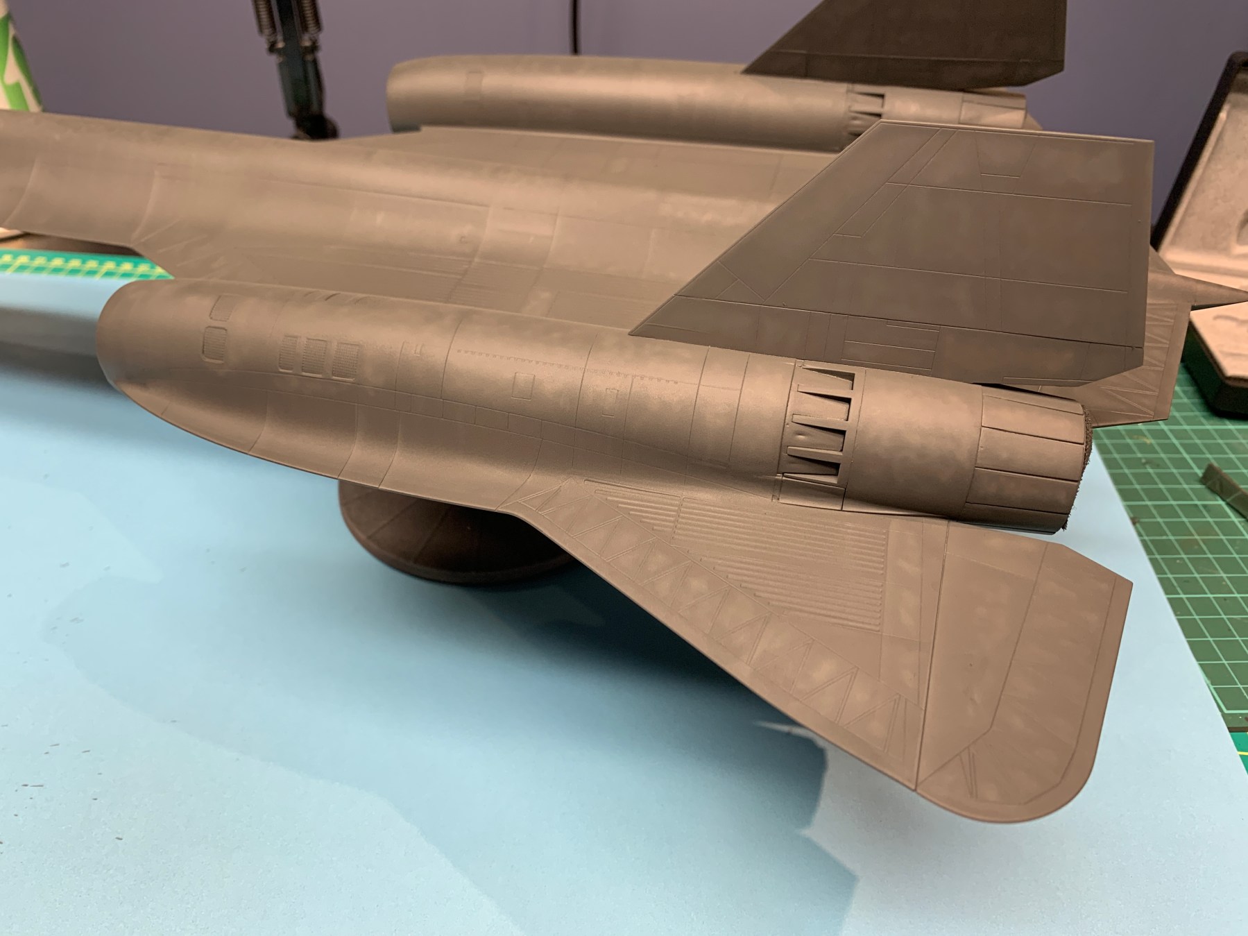 1/48 Revell SR-71 Blackbird: America’s Middle Finger – MODEL AIRPLANE MAKER